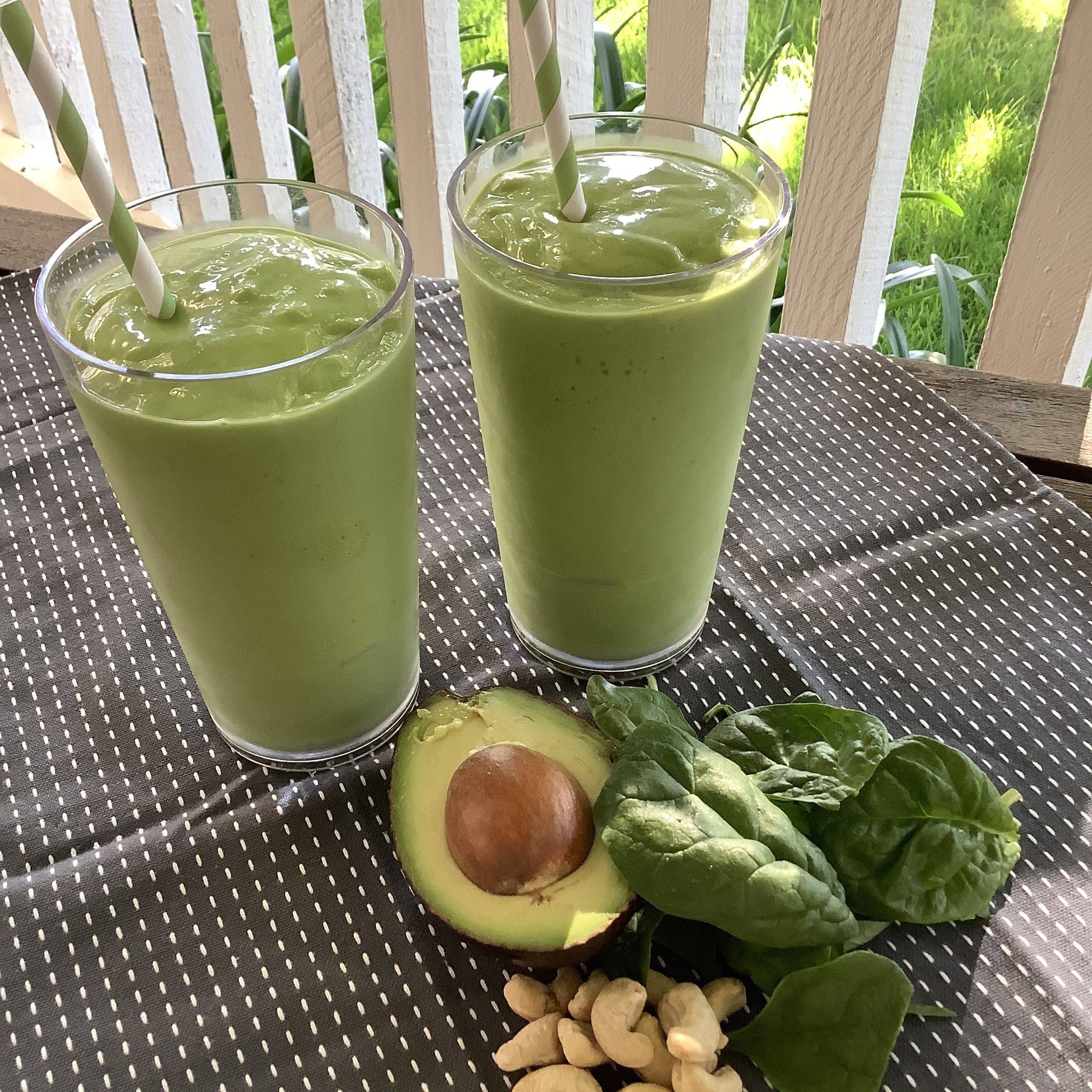 Thick & Creamy Green Smoothie